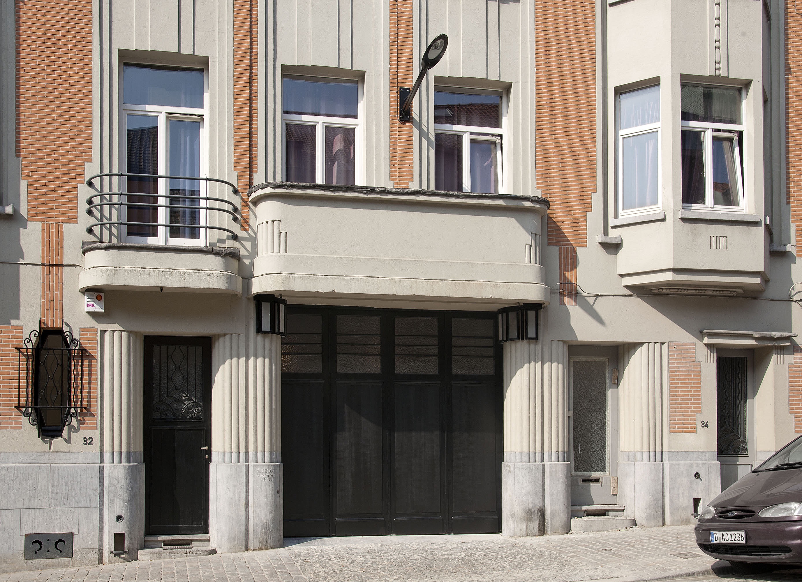 Over - FONDATION CAB